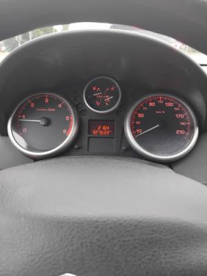 Red Peugeot 207 2007 in Tartu, with an engine capacity of 1.40 L and mileage of 328 thousand km for 1600 €, photo 9 on AUTOMOTO.COM.LV