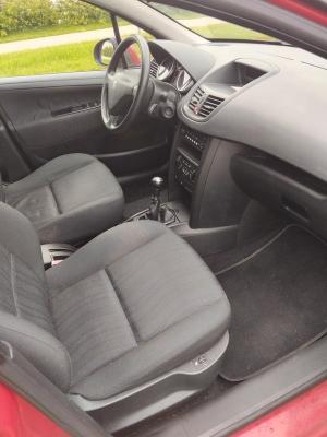Red Peugeot 207 2007 in Tartu, with an engine capacity of 1.40 L and mileage of 328 thousand km for 1600 €, photo 15 on AUTOMOTO.COM.LV