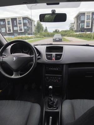 Red Peugeot 207 2007 in Tartu, with an engine capacity of 1.40 L and mileage of 328 thousand km for 1600 €, photo 16 on AUTOMOTO.COM.LV