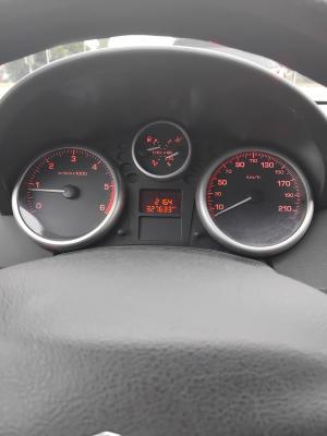 Red Peugeot 207 2007 in Tartu, with an engine capacity of 1.40 L and mileage of 328 thousand km for 1600 €, photo 17 on AUTOMOTO.COM.LV