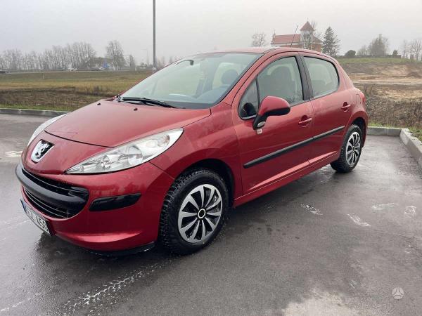 Red Peugeot 207 2008 in Siauliai, with an engine capacity of 1.40 L and mileage of 252 thousand km for 900 €, photo 2 on AUTOMOTO.COM.LV