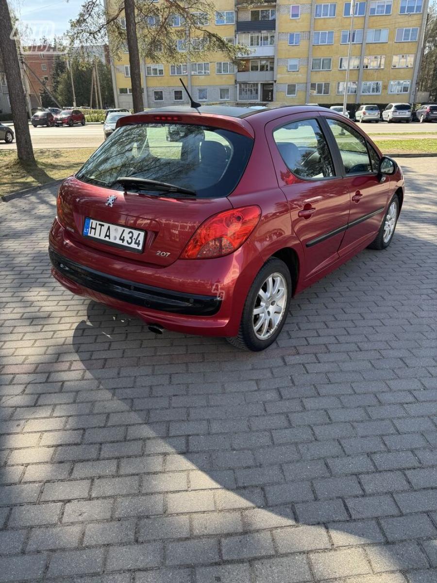 Sarkans Peugeot 207 2008 Kazlų Rūda, ar dzinēja tilpumu 1.60 L un nobraukumu 246 tūkst. km par 1350 €, foto 8 vietnē AUTOMOTO.COM.LV