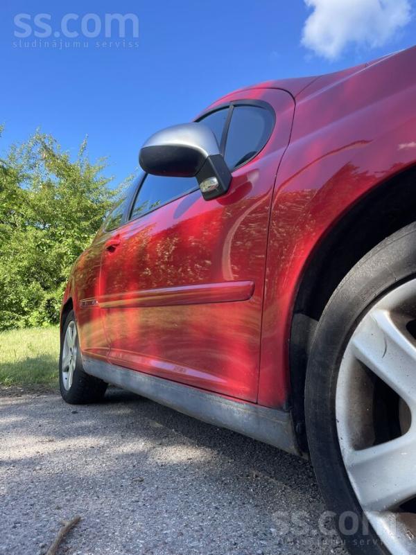 Red Peugeot 207 2008 in Riga, with an engine capacity of 1.60 L and mileage of 217 thousand km for 1000 €, photo 5 on AUTOMOTO.COM.LV
