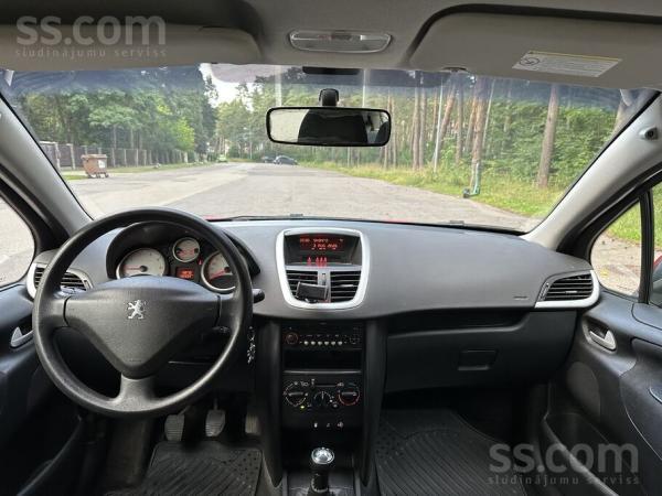 Sarkans Peugeot 207 2009 Rīga, ar dzinēja tilpumu 1.40 L un nobraukumu 133 tūkst. km par 800 €, foto 10 vietnē AUTOMOTO.COM.LV