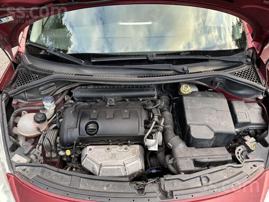 Sarkans Peugeot 207 2009 Rīga, ar dzinēja tilpumu 1.40 L un nobraukumu 133 tūkst. km par 800 €, foto 14 vietnē AUTOMOTO.COM.LV