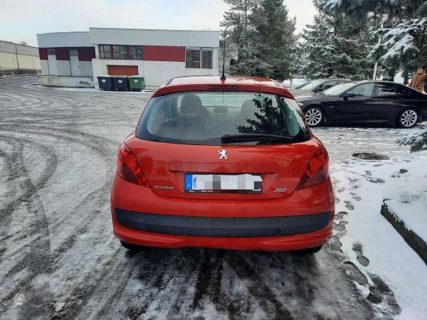 Sarkans Peugeot 207 2010 Klaipėda, ar dzinēja tilpumu 1.60 L un nobraukumu 205 tūkst. km par 2100 €, foto 6 vietnē AUTOMOTO.COM.LV