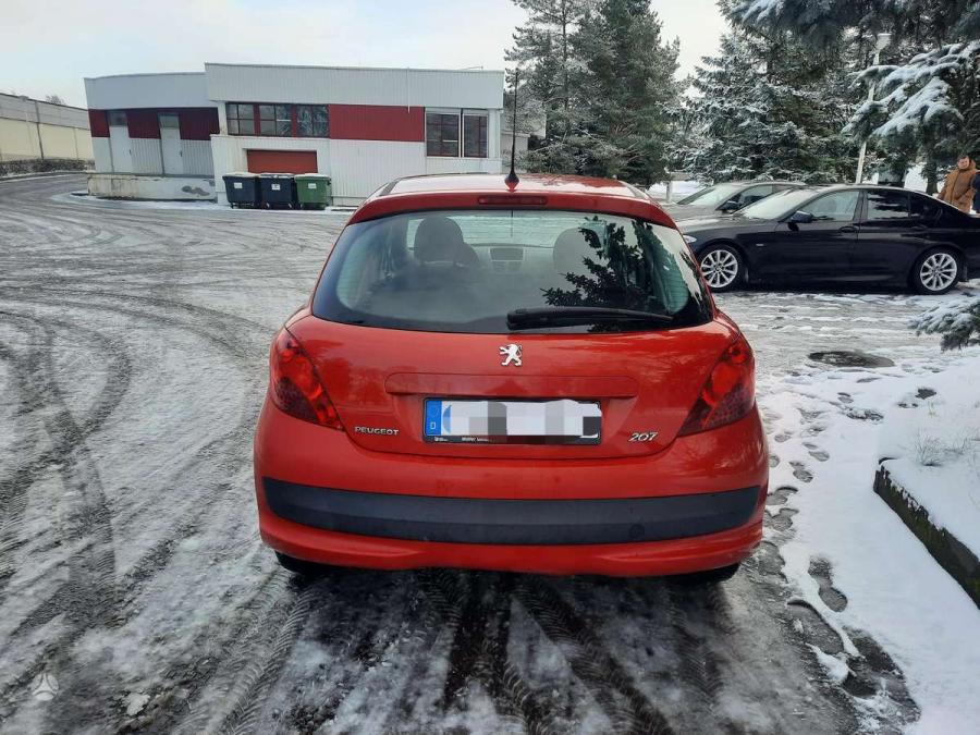 Sarkans Peugeot 207 2010 Klaipėda, ar dzinēja tilpumu 1.60 L un nobraukumu 205 tūkst. km par 2100 €, foto 6 vietnē AUTOMOTO.COM.LV