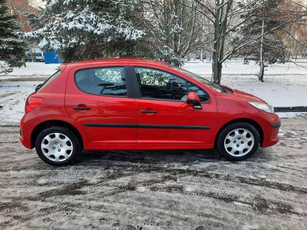Sarkans Peugeot 207 2010 Klaipėda, ar dzinēja tilpumu 1.60 L un nobraukumu 205 tūkst. km par 2100 €, foto 9 vietnē AUTOMOTO.COM.LV