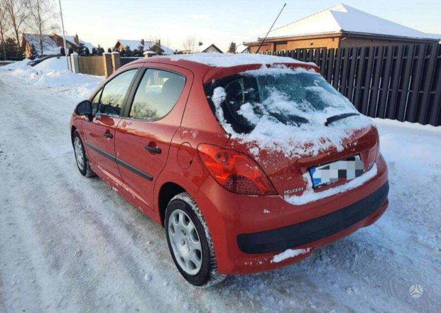 Sarkans Peugeot 207 2010 Klaipėda, ar dzinēja tilpumu 1.60 L un nobraukumu 205 tūkst. km par 2100 €, foto 16 vietnē AUTOMOTO.COM.LV
