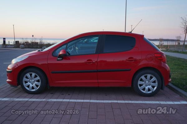 Sarkans Peugeot 207 2010 Tallina, ar dzinēja tilpumu 1.40 L un nobraukumu 172 tūkst. km par 2400 €, foto 7 vietnē AUTOMOTO.COM.LV