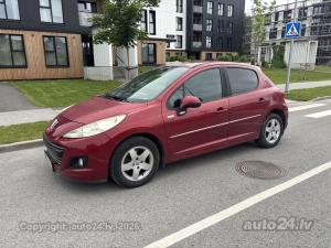 Sarkans Peugeot 207 2010 Tallina, ar dzinēja tilpumu 1.40 L un nobraukumu 84 tūkst. km par 2500 €, foto  vietnē AUTOMOTO.COM.LV