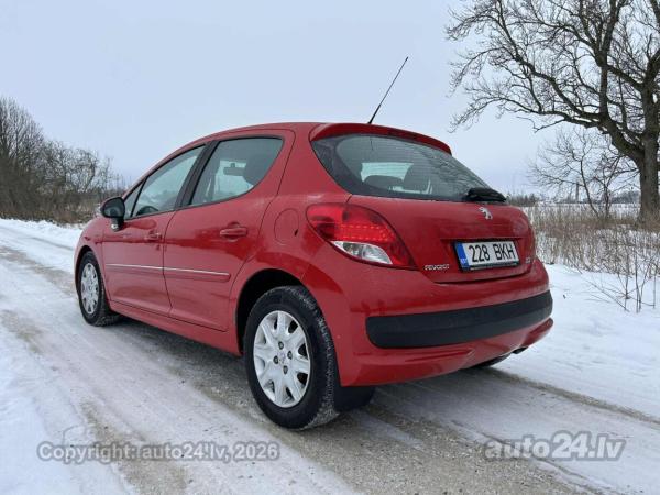 Red Peugeot 207 2012 in Haapsalu, with an engine capacity of 1.40 L and mileage of 196 thousand km for 2050 €, photo 2 on AUTOMOTO.COM.LV
