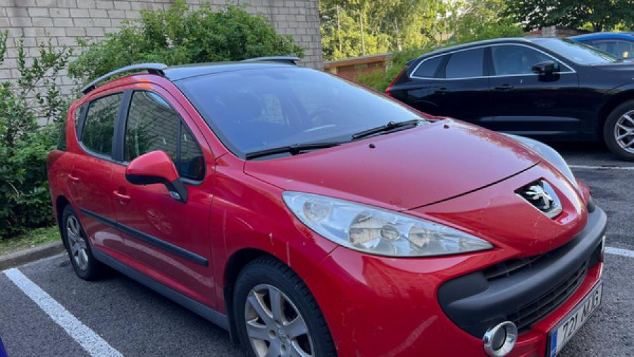 Sarkans Peugeot 207 2008 Pērnava, ar dzinēja tilpumu 0.00 L un nobraukumu 202 tūkst. km par 2000 €, foto 1 vietnē AUTOMOTO.COM.LV