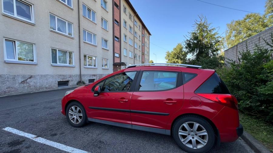 Sarkans Peugeot 207 2008 Pērnava, ar dzinēja tilpumu 0.00 L un nobraukumu 202 tūkst. km par 2000 €, foto 11 vietnē AUTOMOTO.COM.LV