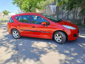 Sarkans Peugeot 207 2011 Panevēža, ar dzinēja tilpumu 1.40 L un nobraukumu 172 tūkst. km par 1500 €, foto 3 vietnē AUTOMOTO.COM.LV