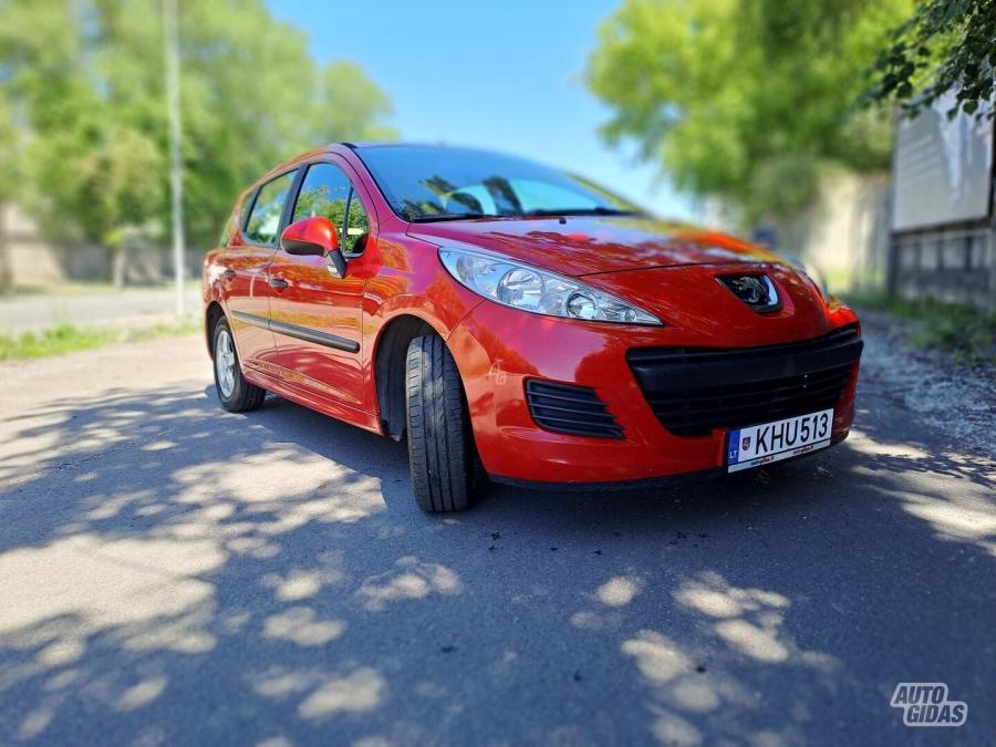 Sarkans Peugeot 207 2011 Panevēža, ar dzinēja tilpumu 1.40 L un nobraukumu 172 tūkst. km par 1500 €, foto 4 vietnē AUTOMOTO.COM.LV