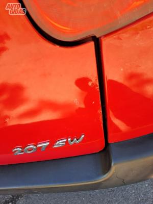 Sarkans Peugeot 207 2011 Panevēža, ar dzinēja tilpumu 1.40 L un nobraukumu 172 tūkst. km par 1500 €, foto 7 vietnē AUTOMOTO.COM.LV