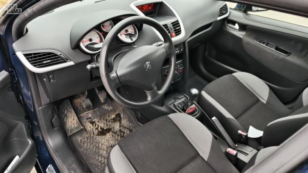 Peugeot 207 2008 Kauņa, ar dzinēja tilpumu 1.40 L un nobraukumu 142 tūkst. km par 1190 €, foto 6 vietnē AUTOMOTO.COM.LV