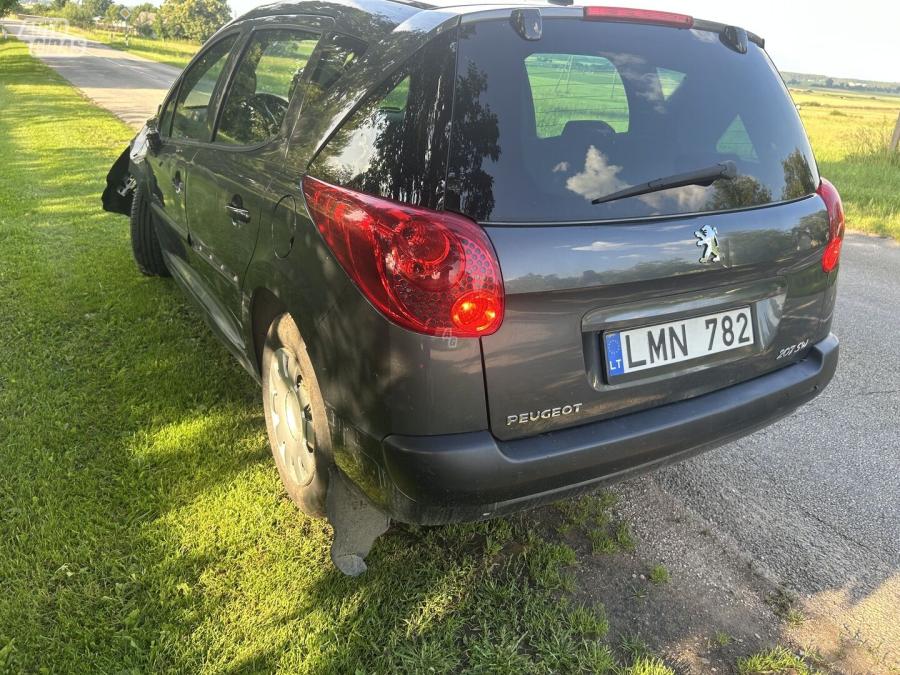 Peugeot 207 2010 in Varena, with an engine capacity of 1.60 L and mileage of 225 thousand km for 500 €, photo 3 on AUTOMOTO.COM.LV