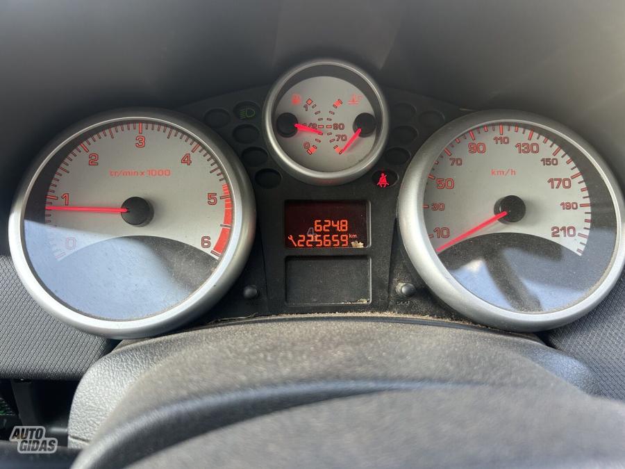 Peugeot 207 2010 in Varena, with an engine capacity of 1.60 L and mileage of 225 thousand km for 500 €, photo 10 on AUTOMOTO.COM.LV
