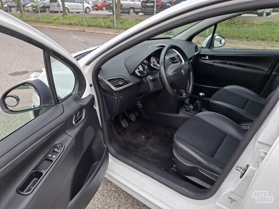 Peugeot 207 2013 in Marijampole, with an engine capacity of 1.40 L and mileage of 173 thousand km for 2450 €, photo 13 on AUTOMOTO.COM.LV