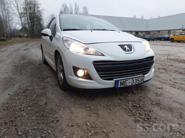 White Peugeot 207 2009 in Jekabpils, with an engine capacity of 1.60 L and mileage of 215 thousand km for 1690 €, photo 4 on AUTOMOTO.COM.LV