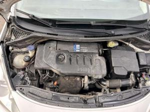 Balts Peugeot 207 2008 Kauņa, ar dzinēja tilpumu 1.40 L un nobraukumu 182 tūkst. km par 1300 €, foto 16 vietnē AUTOMOTO.COM.LV
