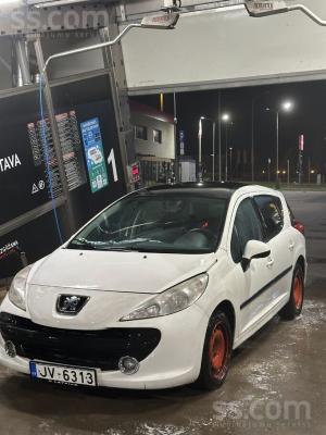 Balts Peugeot 207 2008 Rīga, ar dzinēja tilpumu 1.60 L un nobraukumu 397 tūkst. km par 1050 €, foto 3 vietnē AUTOMOTO.COM.LV