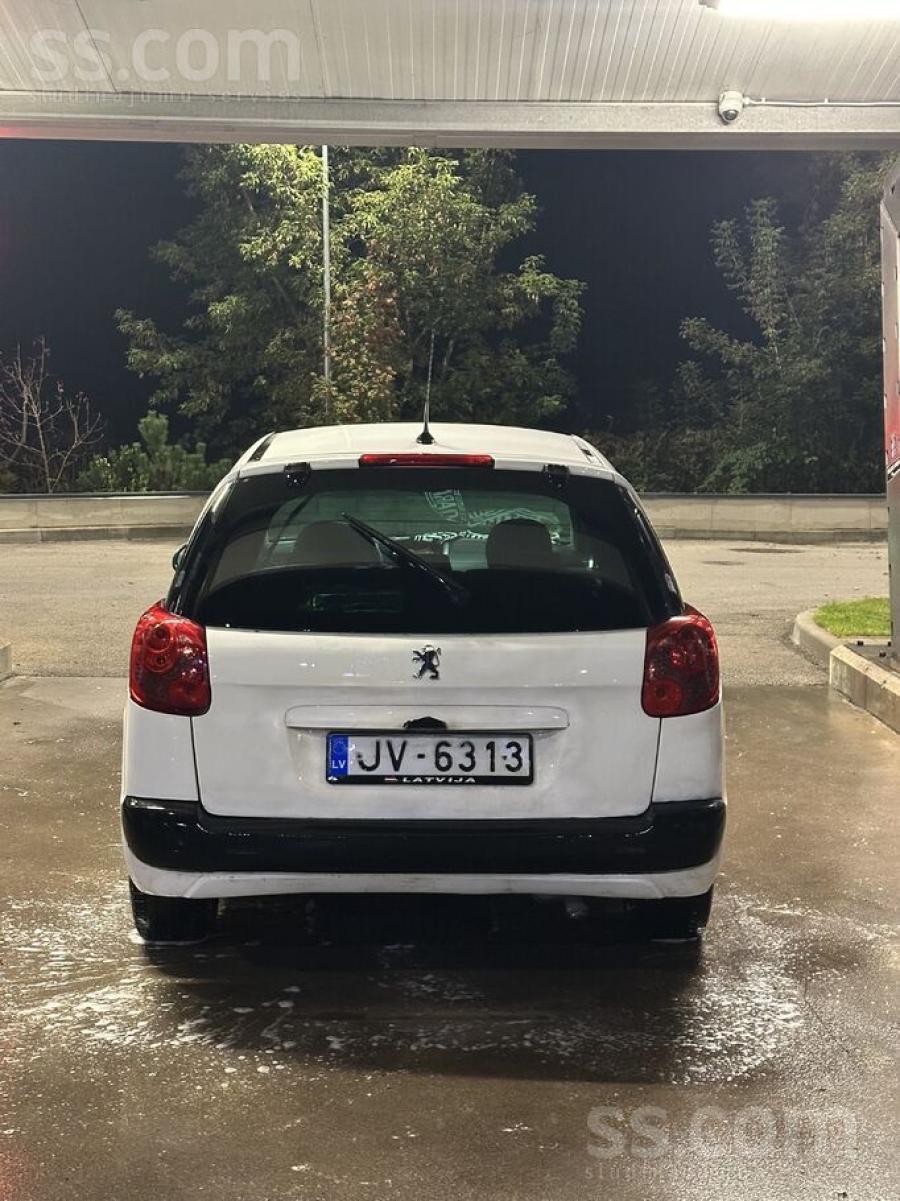 Balts Peugeot 207 2008 Rīga, ar dzinēja tilpumu 1.60 L un nobraukumu 397 tūkst. km par 1050 €, foto 5 vietnē AUTOMOTO.COM.LV