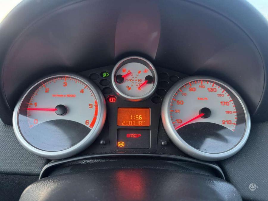 Balts Peugeot 207 2009 Viļņa, ar dzinēja tilpumu 1.40 L un nobraukumu 202 tūkst. km par 820 €, foto 17 vietnē AUTOMOTO.COM.LV