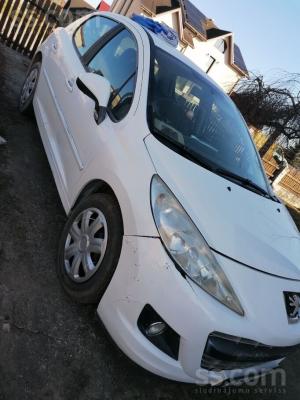Balts Peugeot 207 2012 Krāslava, ar dzinēja tilpumu 1.40 L un nobraukumu 210 tūkst. km par 1999 €, foto 8 vietnē AUTOMOTO.COM.LV