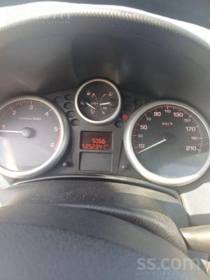 Balts Peugeot 207 2010 Rīga, ar dzinēja tilpumu 1.60 L un nobraukumu 252 tūkst. km par 1000 €, foto 5 vietnē AUTOMOTO.COM.LV