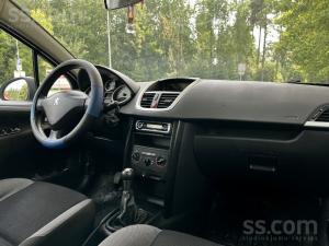 Белый Пежо 207 2008 в Елгава, объемом двигателя 1.60 л и пробегом 270 тыс. км за 1750 €, фото 14 на AUTOMOTO.COM.LV