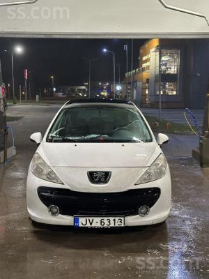 Balts Peugeot 207 2008 Rīga, ar dzinēja tilpumu 1.60 L un nobraukumu 397 tūkst. km par 850 €, foto  vietnē AUTOMOTO.COM.LV
