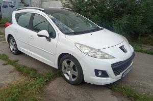Balts Peugeot 207 2010 Narva, ar dzinēja tilpumu 1.60 L un nobraukumu 197 tūkst. km par 2650 €, foto 6 vietnē AUTOMOTO.COM.LV