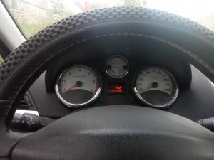 Balts Peugeot 207 2010 Narva, ar dzinēja tilpumu 1.60 L un nobraukumu 197 tūkst. km par 2650 €, foto 18 vietnē AUTOMOTO.COM.LV