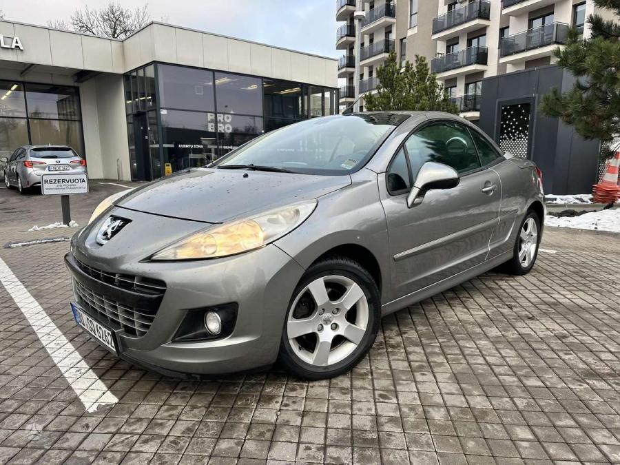 Yellow Peugeot 207 2011 in Vilnius, with an engine capacity of 1.60 L and mileage of 180 thousand km for 2750 €, photo 1 on AUTOMOTO.COM.LV