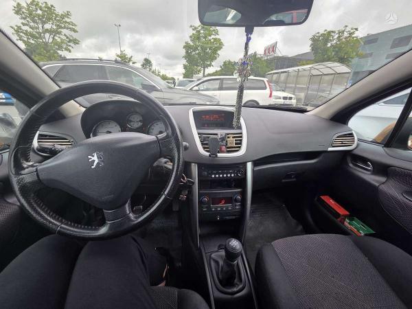 Dzeltens Peugeot 207 2006 Klaipėda, ar dzinēja tilpumu 1.56 L un nobraukumu 157 tūkst. km par 1000 €, foto 5 vietnē AUTOMOTO.COM.LV