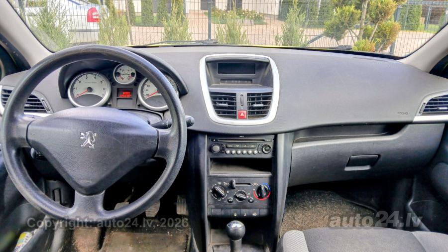Желтый Пежо 207 2008 в Тарту, объемом двигателя 1.40 л и пробегом 226 тыс. км за 600 €, фото 6 на AUTOMOTO.COM.LV