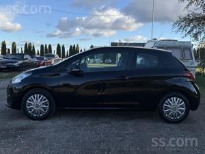 Melns Peugeot 208 2016 Liepāja, ar dzinēja tilpumu 1.20 L un nobraukumu 116 tūkst. km par 4800 €, foto 6 vietnē AUTOMOTO.COM.LV