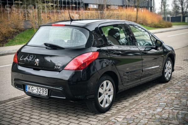 Black Peugeot 208 2011 in Riga, with an engine capacity of 1.60 L and mileage of 263 thousand km for 18990 €, photo 4 on AUTOMOTO.COM.LV