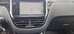 Black Peugeot 208 2012 in Skuodas, with an engine capacity of 1.60 L and mileage of 299 thousand km for 3500 €, photo 5 on AUTOMOTO.COM.LV