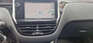 Melns Peugeot 208 2012 Skuodas, ar dzinēja tilpumu 1.60 L un nobraukumu 299 tūkst. km par 2600 €, foto 7 vietnē AUTOMOTO.COM.LV
