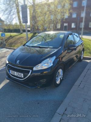 Melns Peugeot 208 2013 Tartu, ar dzinēja tilpumu 1.00 L un nobraukumu 175 tūkst. km par 2800 €, foto 5 vietnē AUTOMOTO.COM.LV