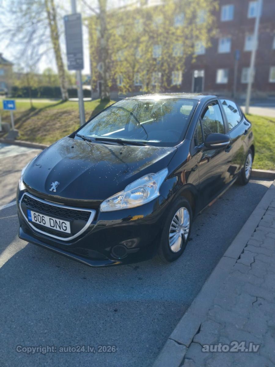 Melns Peugeot 208 2013 Tartu, ar dzinēja tilpumu 1.00 L un nobraukumu 175 tūkst. km par 2800 €, foto 5 vietnē AUTOMOTO.COM.LV