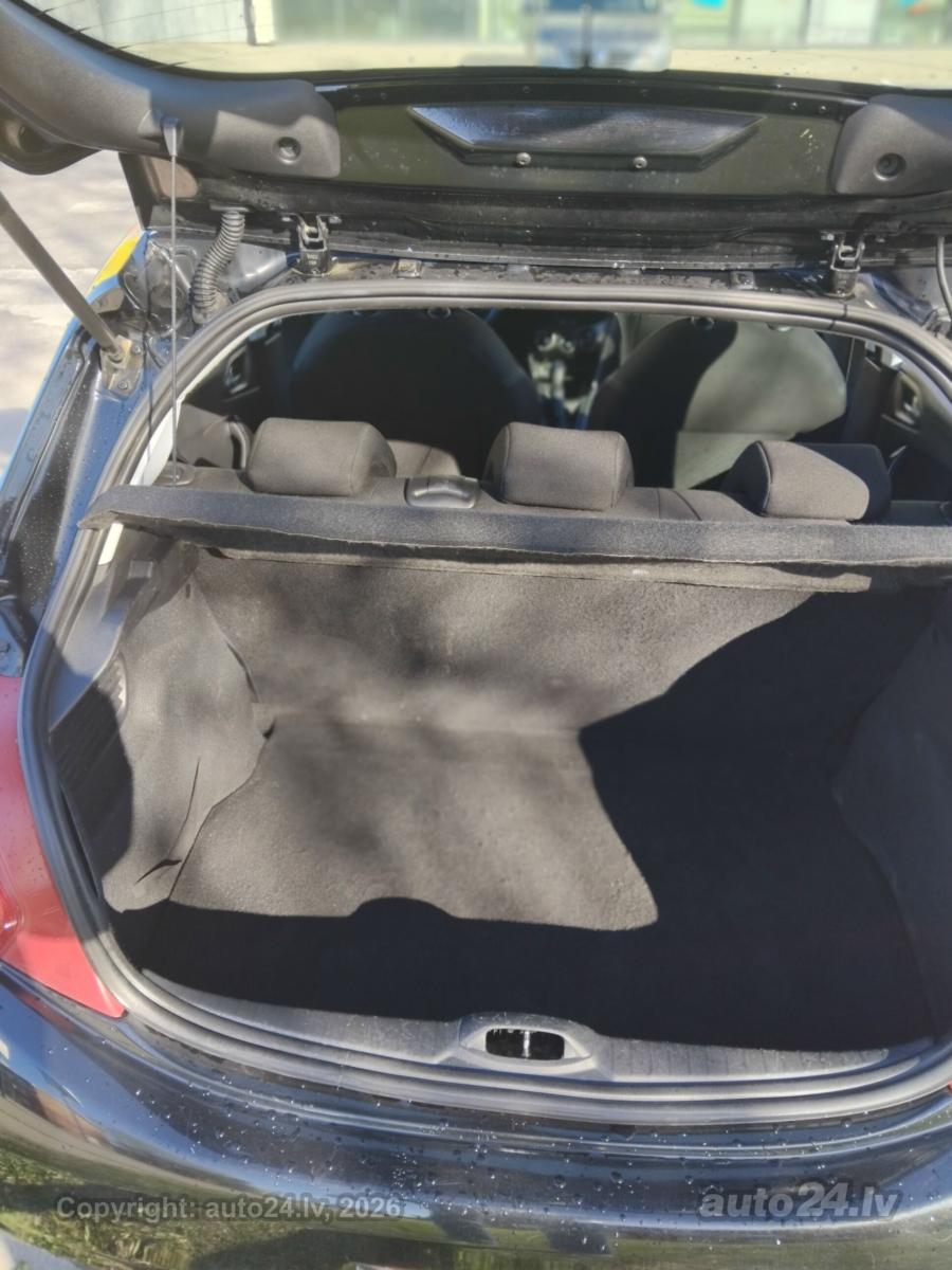 Melns Peugeot 208 2013 Tartu, ar dzinēja tilpumu 1.00 L un nobraukumu 175 tūkst. km par 2800 €, foto 9 vietnē AUTOMOTO.COM.LV