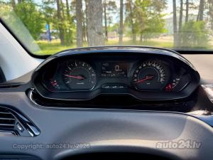 Melns Peugeot 208 2013 Tallina, ar dzinēja tilpumu 1.00 L un nobraukumu 57 tūkst. km par 3999 €, foto 12 vietnē AUTOMOTO.COM.LV