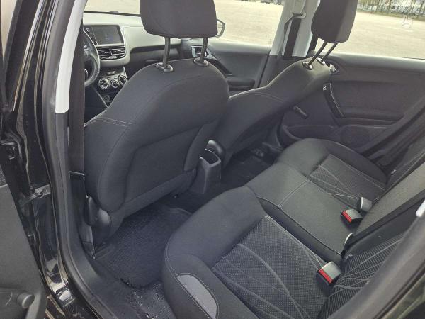Black Peugeot 208 2013 in Marijampole, with an engine capacity of 1.20 L and mileage of 147 thousand km for 1950 €, photo 10 on AUTOMOTO.COM.LV