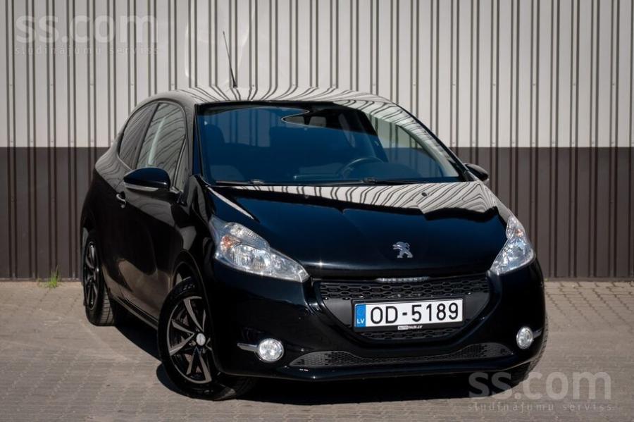 Melns Peugeot 208 2013 Talsi, ar dzinēja tilpumu 1.20 L un nobraukumu 180 tūkst. km par 2590 €, foto 1 vietnē AUTOMOTO.COM.LV
