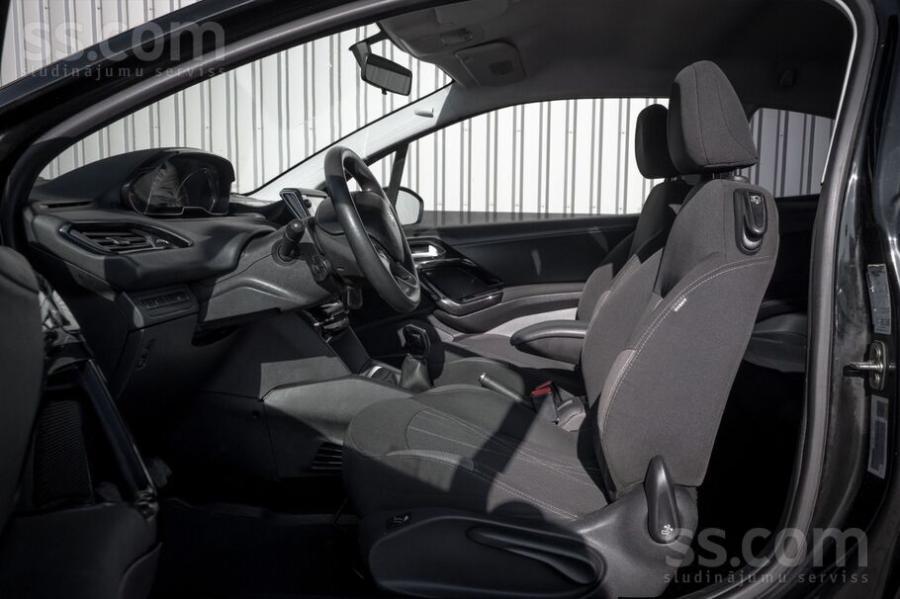Melns Peugeot 208 2013 Talsi, ar dzinēja tilpumu 1.20 L un nobraukumu 180 tūkst. km par 2590 €, foto 10 vietnē AUTOMOTO.COM.LV
